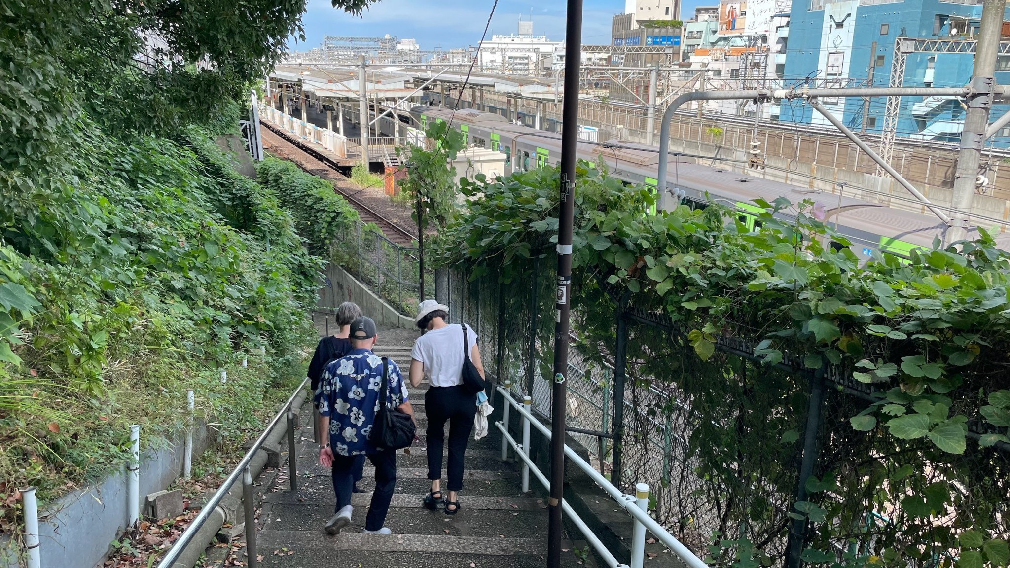 Mitmachen ist alles! Der Yamathon. Einmal rund um die Yamanote-Linie ...